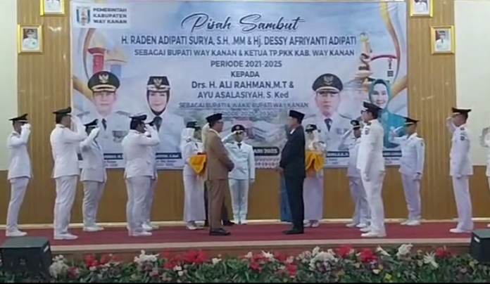 Pisah Sambut Bupati dan Wakil Bupati yang Mengharukan – KABARGHAM